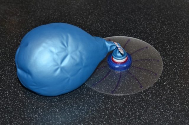 How to make a Hovercraft - Friction investigation for kids