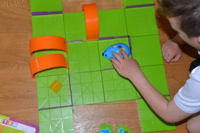 Robot Mouse Activity Set from Learning Resources