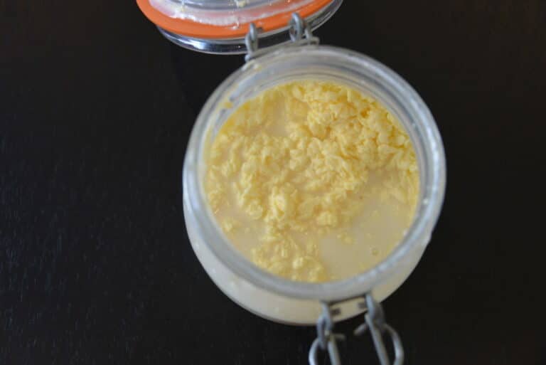 How to make butter from cream - kitchen hack