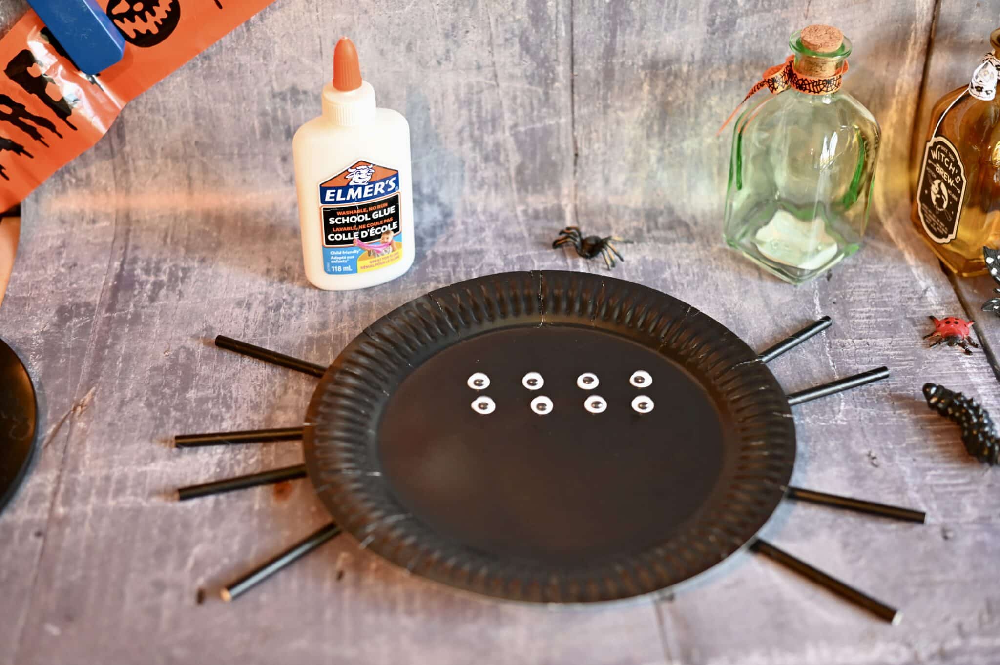 Easy Spider Paper Plate Marble Maze